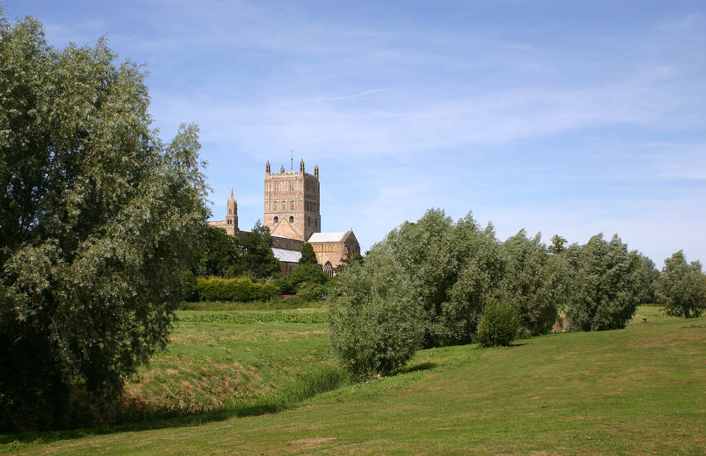 Approaching the town form the south the fleeing troops will have had to ...